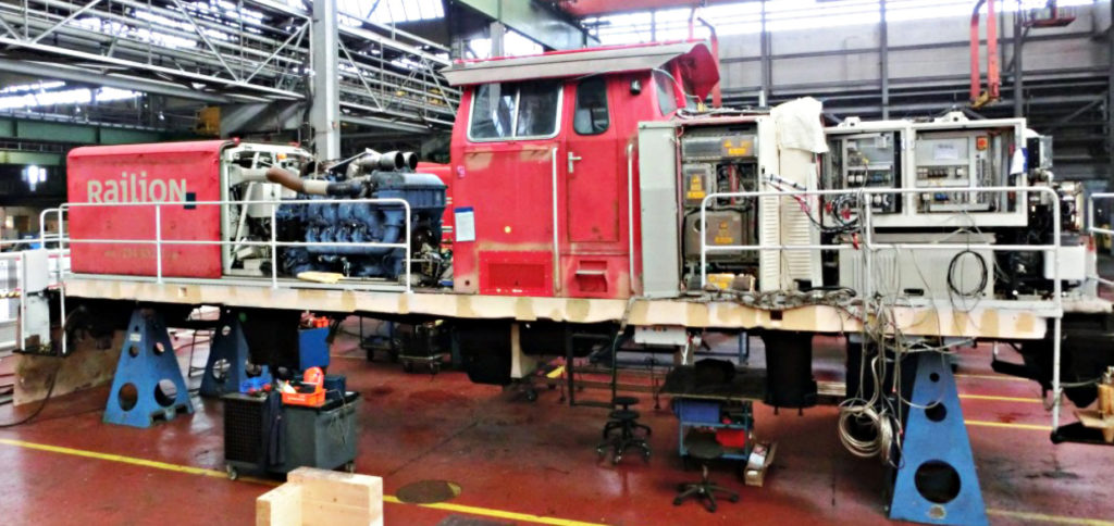 Digitalisierung und Technik – zwei Seiten einer Medaille - System||Bahn