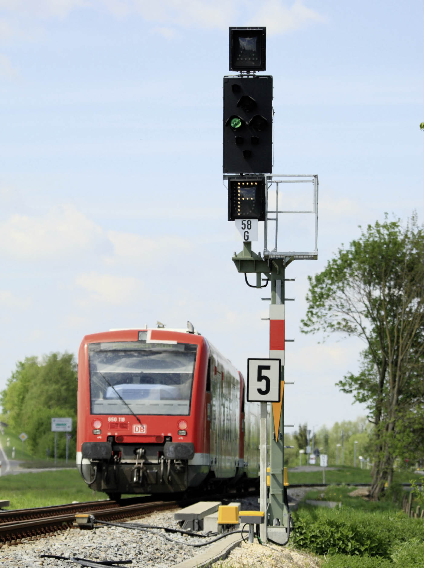 Sicher unterwegs – die Punktförmige Zugbeeinflussung - System||Bahn