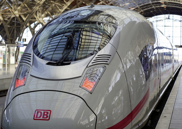Mehr Komfort und Kapazität: DB stellt den ICE 3neo vor - System||Bahn